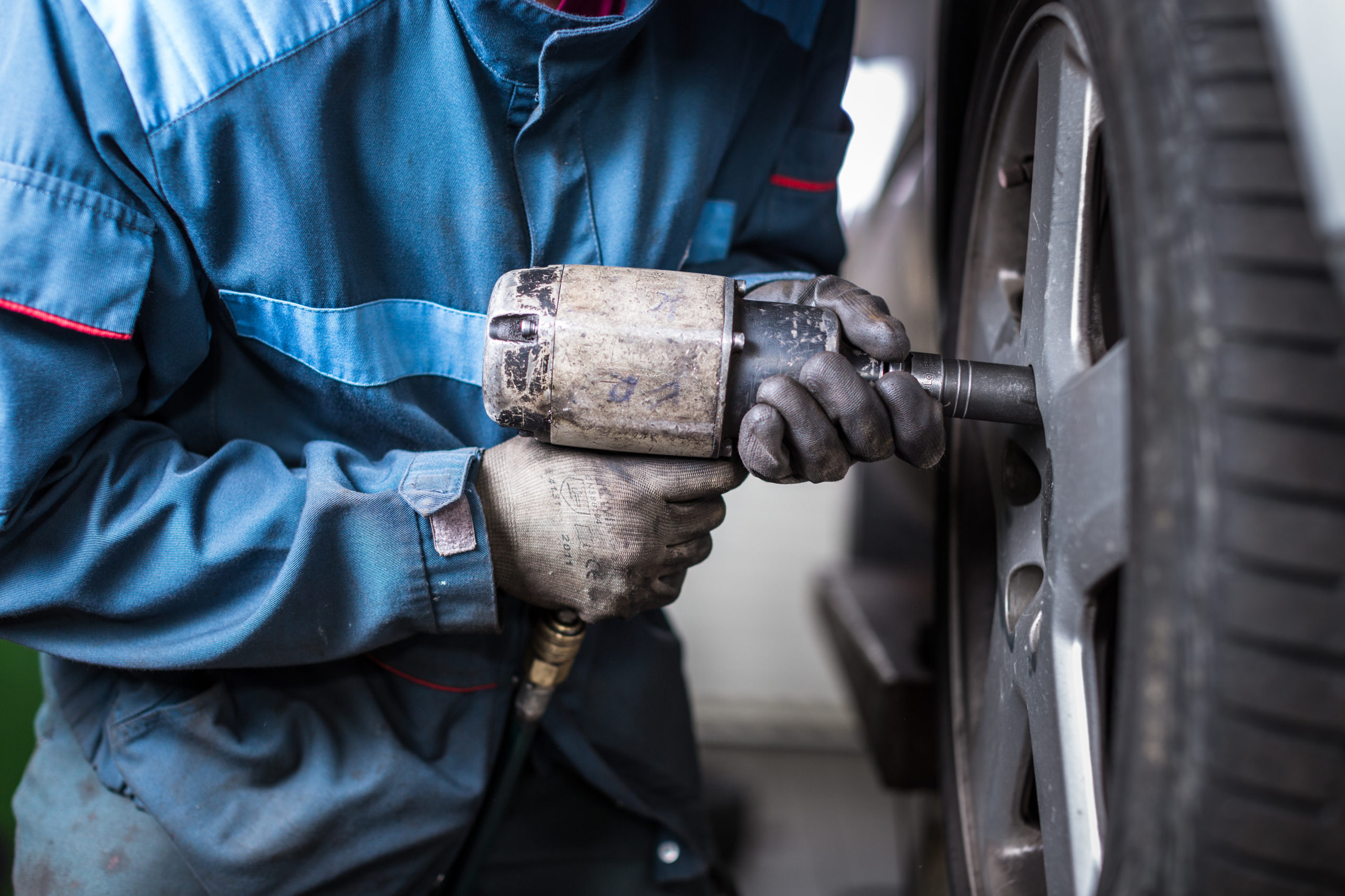 Wheel Detachment : The Oddball Hazard on the Road | The Carlson Law Firm